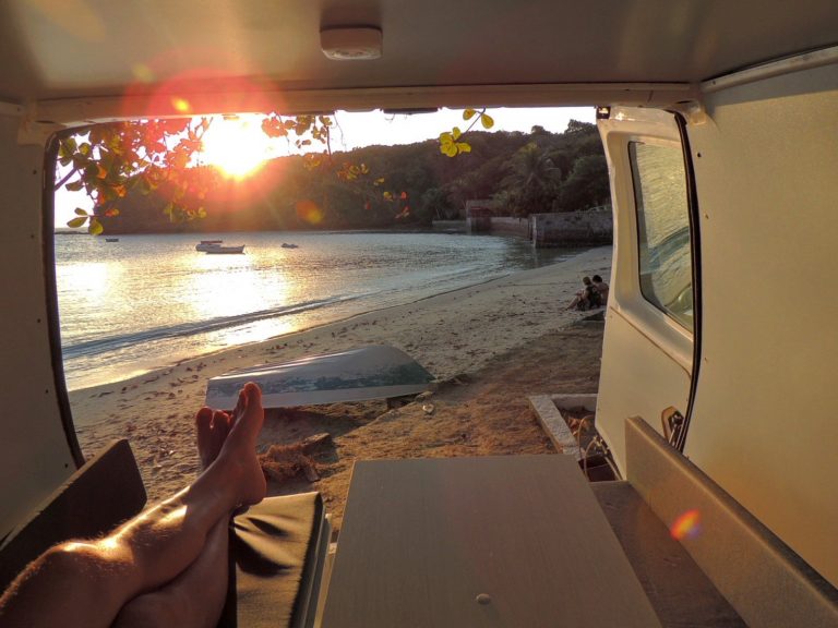 Kit transforma seu carro em um "quase motorhome" a partir de R$ 2.900 ...